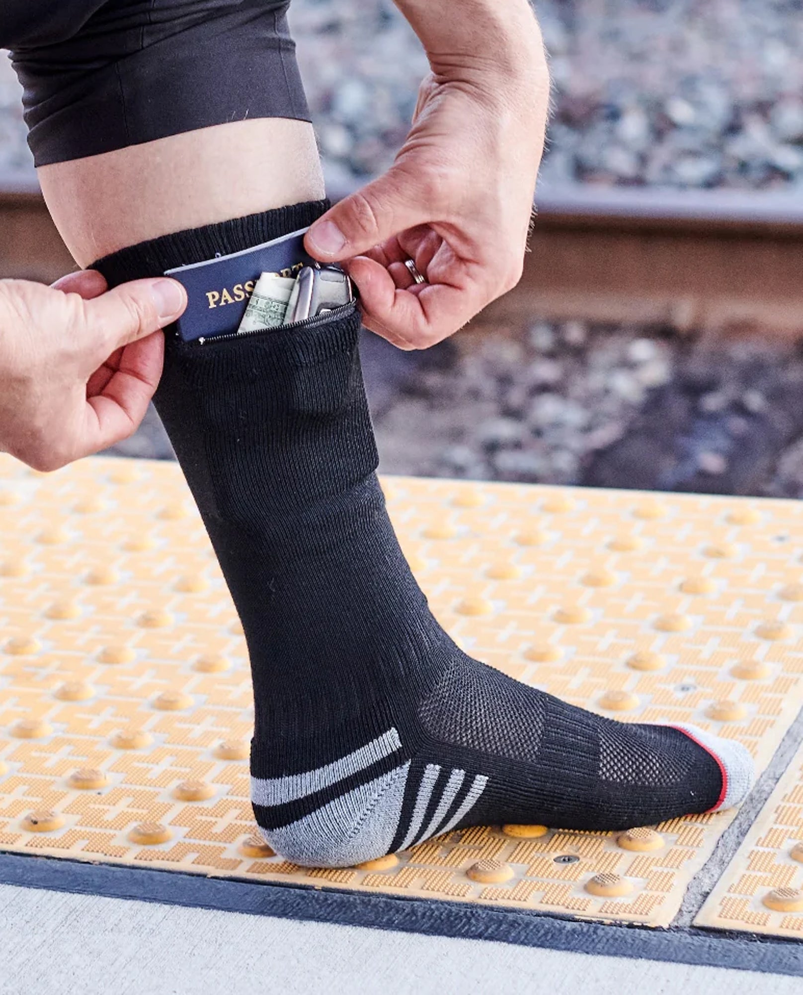 POCKET SOCKS 4804 PASSPORT SECURITY LARGE BLACK – The Clothing Cove