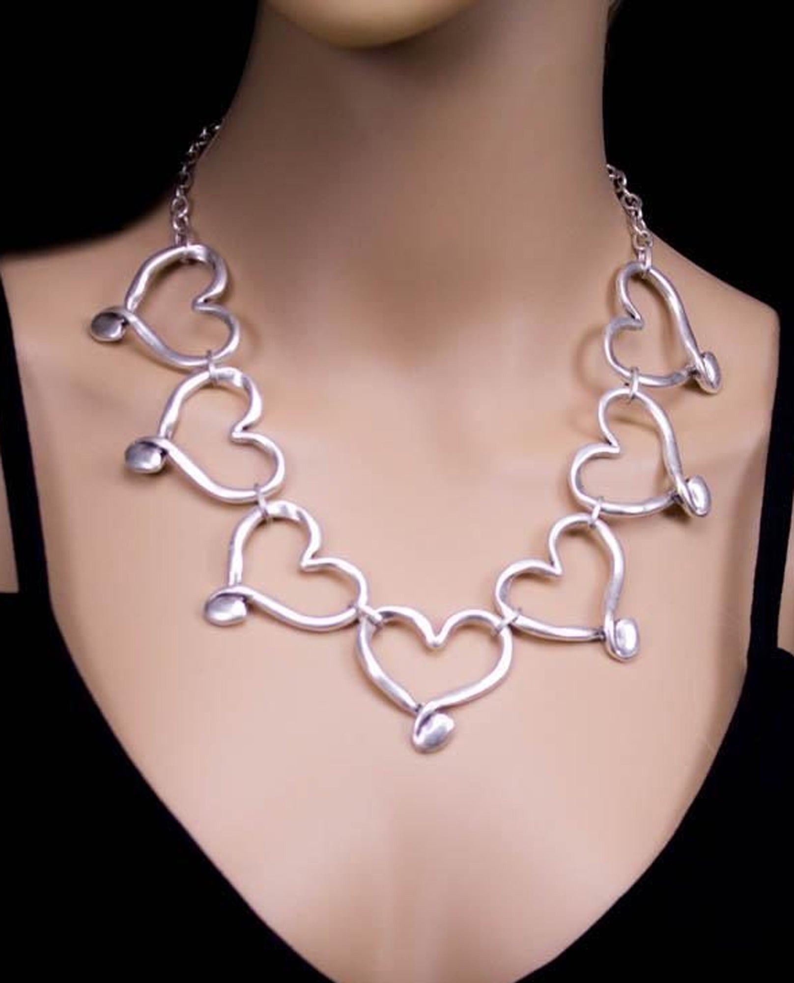 7 Heart Necklace 1247 – The Clothing Cove