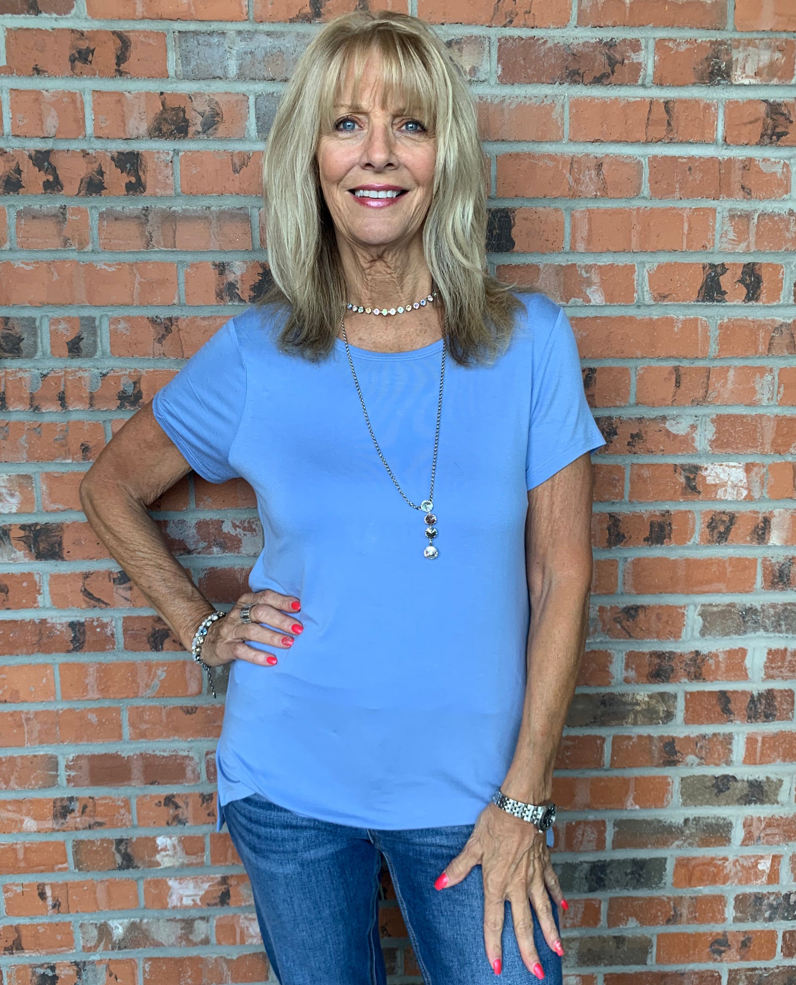 KEREN HART 24030 STEP HEM T-SHIRT – The Clothing Cove
