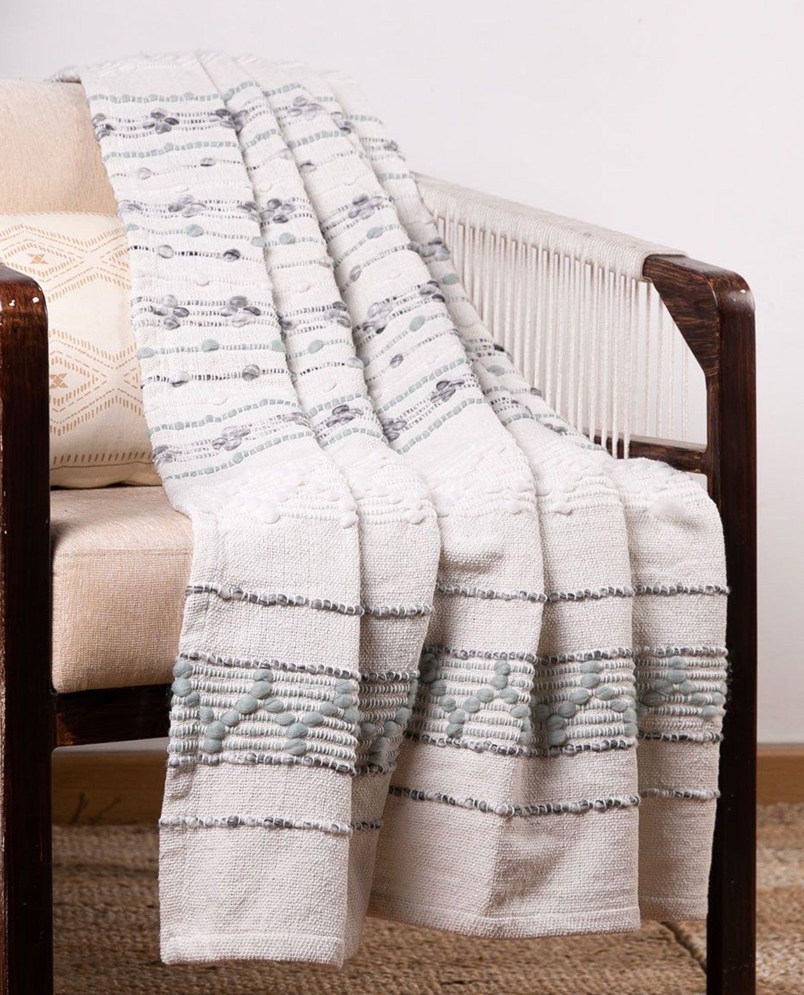 Cotton/Acrylic Throw 10018 – The Clothing Cove